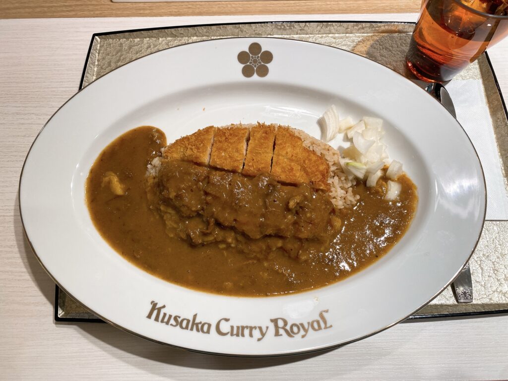 【Kusaka Curry RoyaL：大阪-梅田】梅田三番街に名店の「欧風カレー」が上陸！UMEDA FOOD HALLがアツい！ - スパイスパッチョ